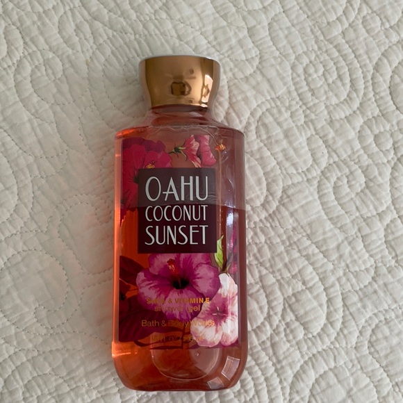 Bath & Body Works | Bath & Body | Nwt Oahu Coconut Sunset Shower Gel ...